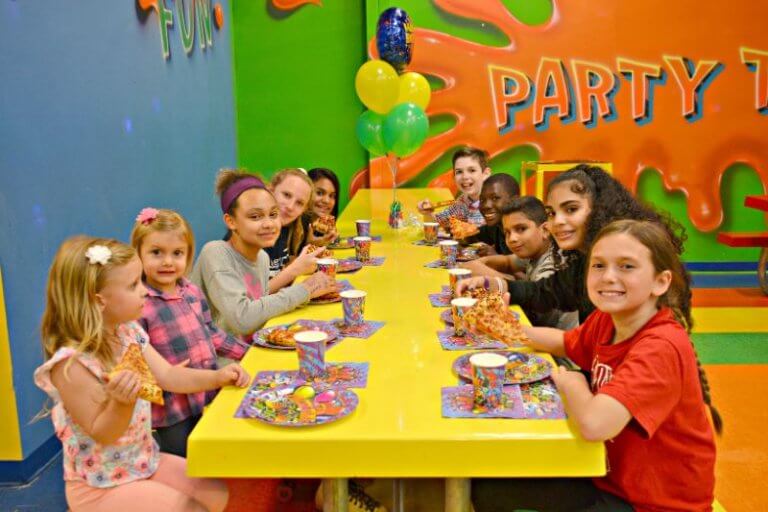 Kids Birthday Party Venue | Party Packages | Starlite Family Fun Center